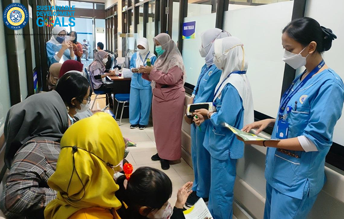 Mahasiswa Profesi Ners Kelompok 3A Stase Maternitas Memberikan ...